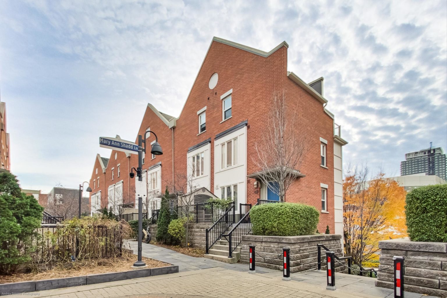 6 Frances Loring Lane TH#2 - the BREL Team | Toronto Realtors